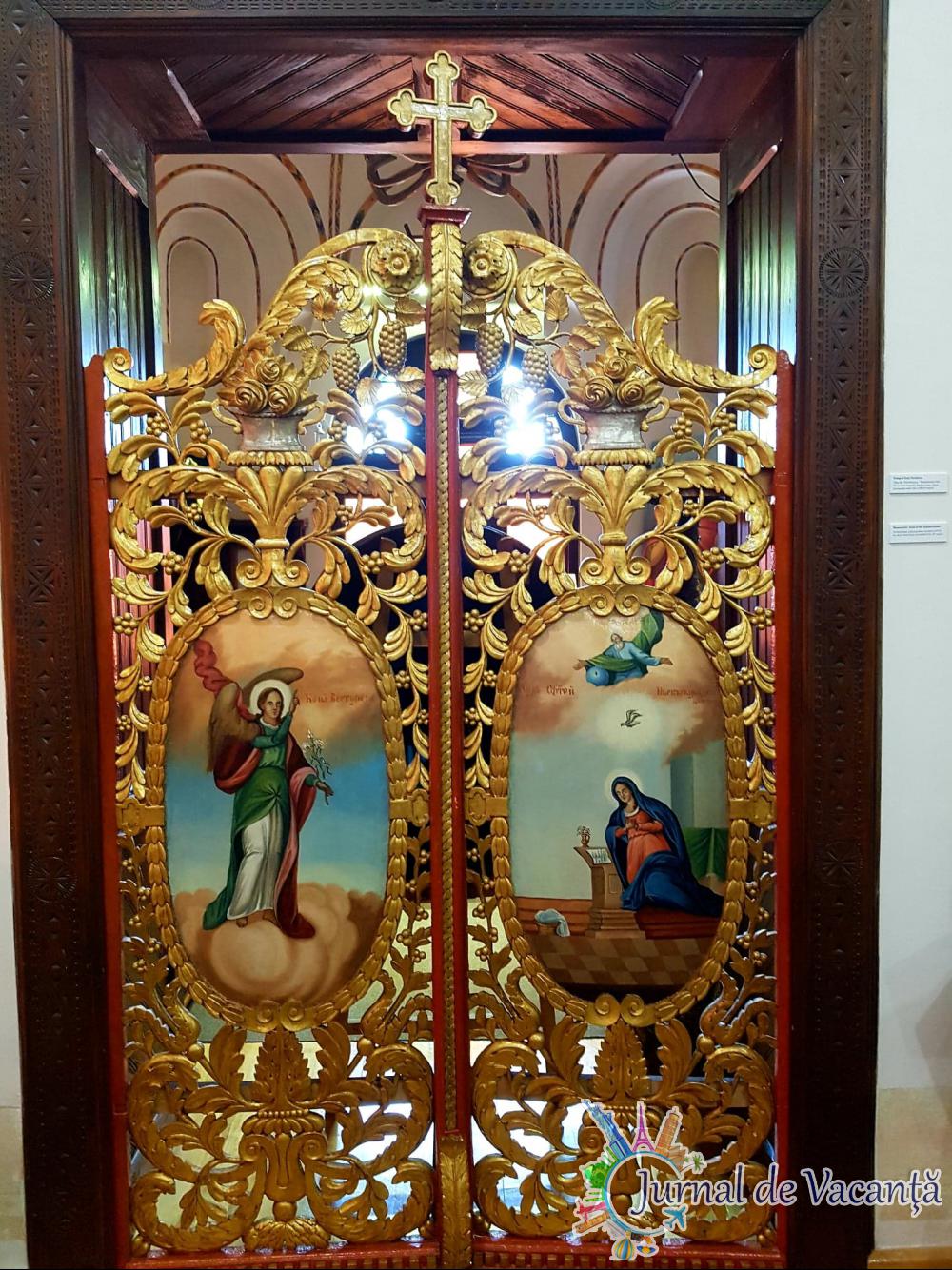 Muzeul de Arta Populara Dr. Nicolae Minovici & Muzeul de Arta Veche ...